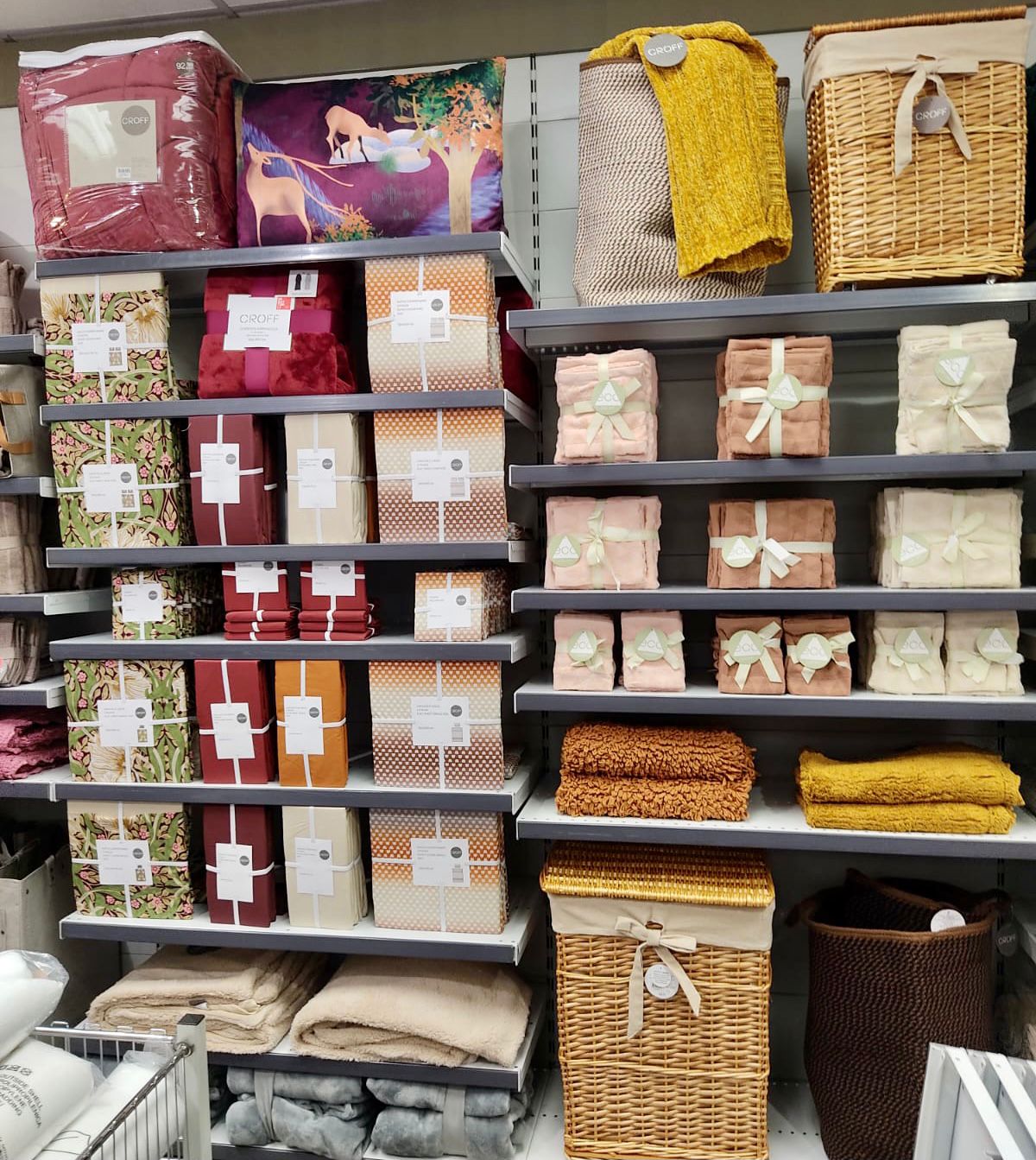 Con il marchio Croff vivi la casa ogni giorno. Scoprilo all’ Upim ...